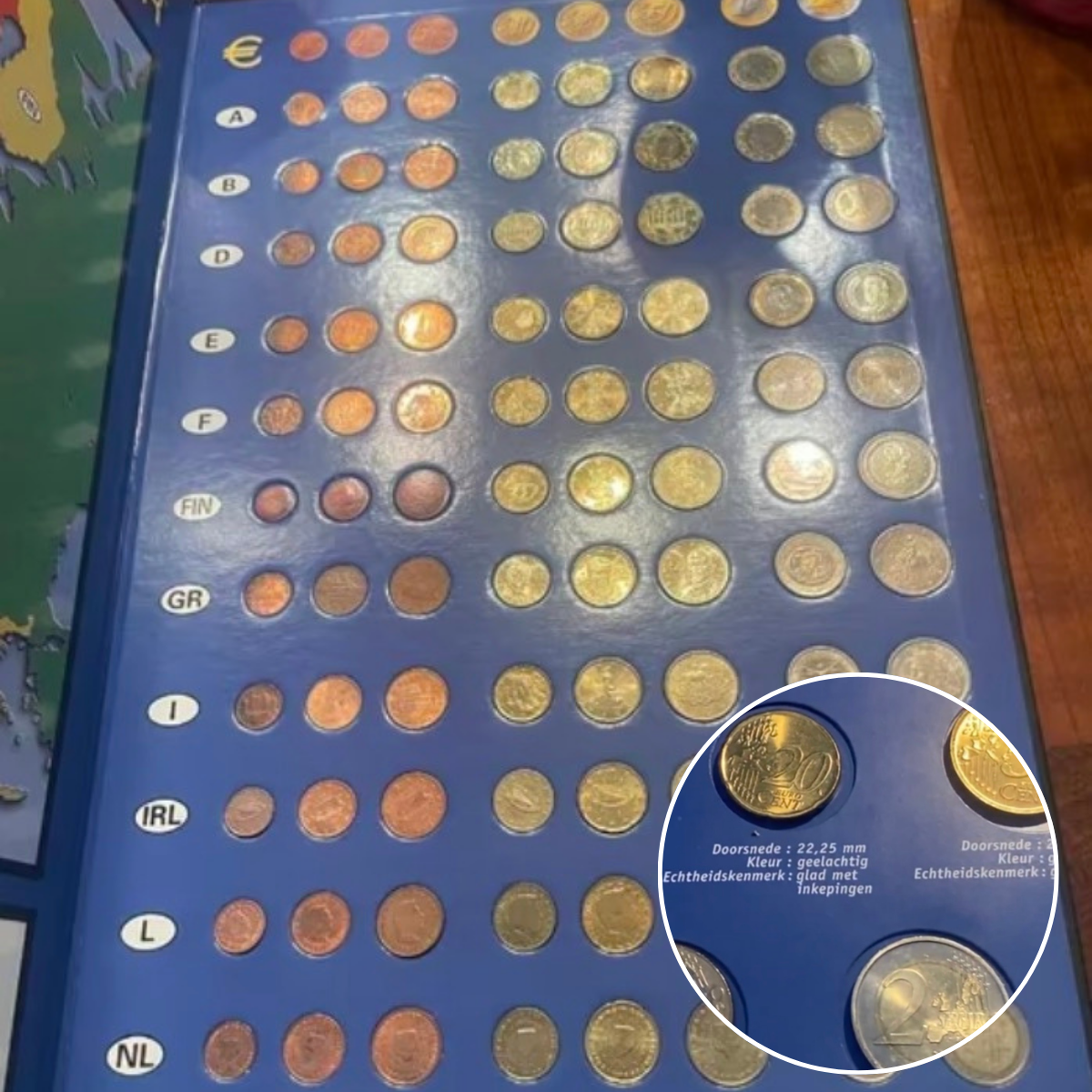 Dit (vaak onbekende) mapje met de eerste euromunten kan veel waard zijn..